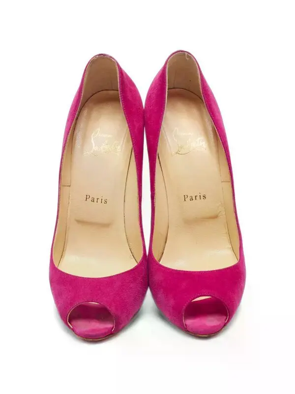 CHRISTIAN LOUBOUTIN New Very Prive Sandals