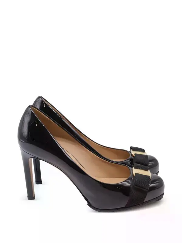FERRAGAMO Vara Bow Pumps - Black