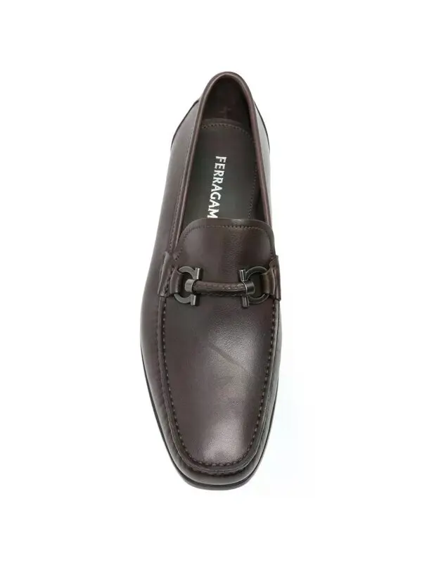 FERRAGAMO Gancini Plaque Leather Loafers