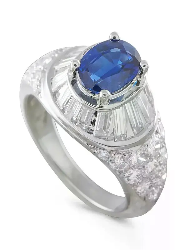 Van Cleef & Arpels Sapphire And Diamond Ring - Silver