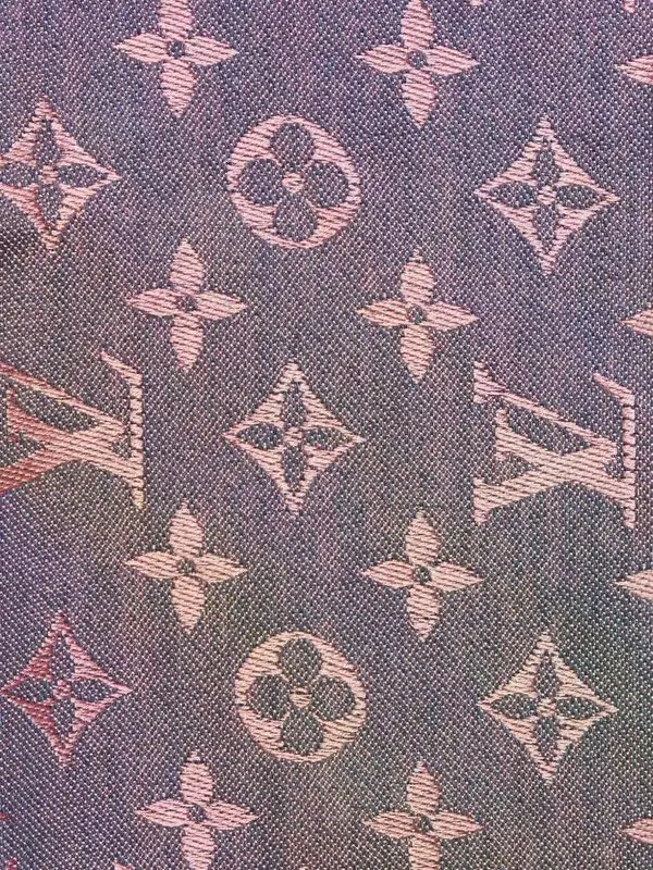 LOUIS VUITTON Monogram Shine Shawl