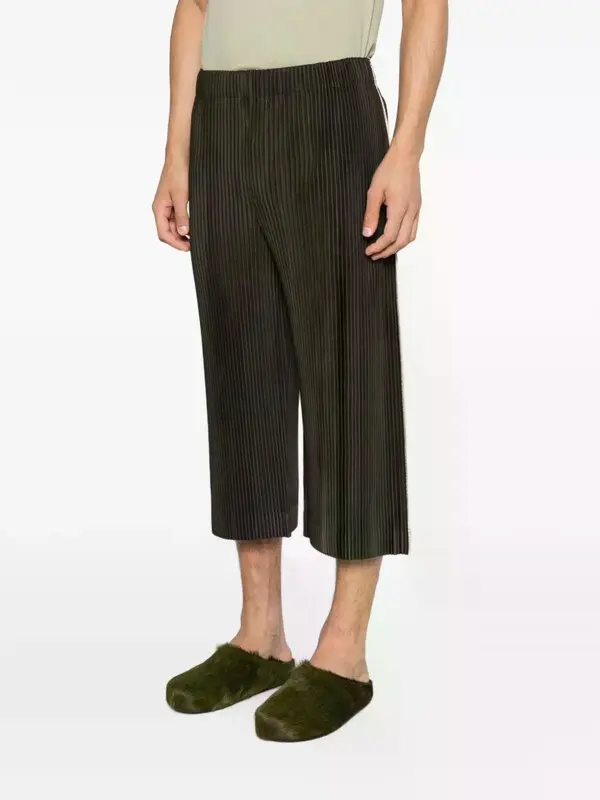 Issey Miyake Pleated Cropped Trousers - Brown
