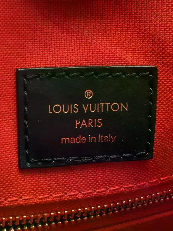 LOUIS VUITTON 2021-2026 Monogram Reverse Giant Onthego Mm Satchel