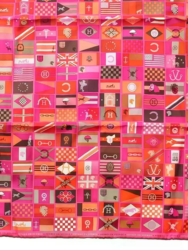 Hermès 2000-2026 En Voyage Silk Scarf 90 Scarves