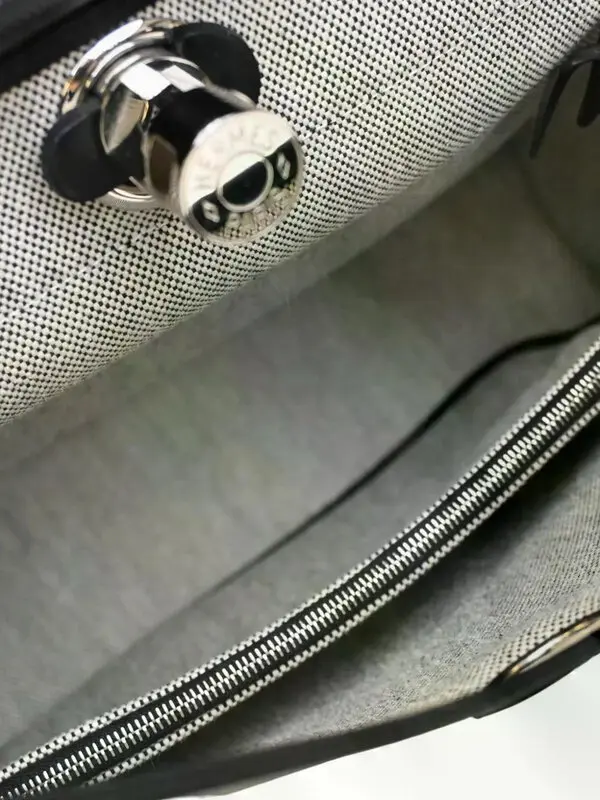Hermès 2017 Toile H Berline Herbag Zip 31 Satchel