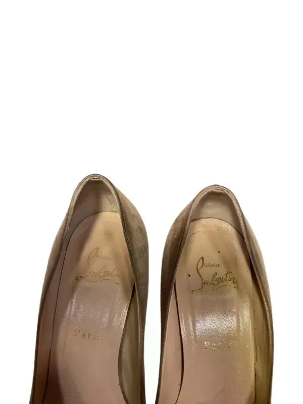 CHRISTIAN LOUBOUTIN Suede Pumps