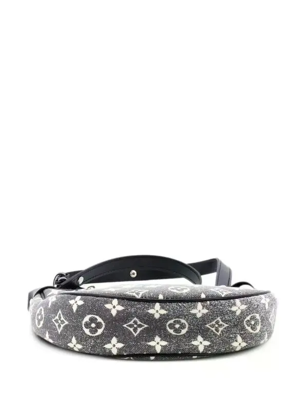 LOUIS VUITTON Loop Hobo Bag - Black