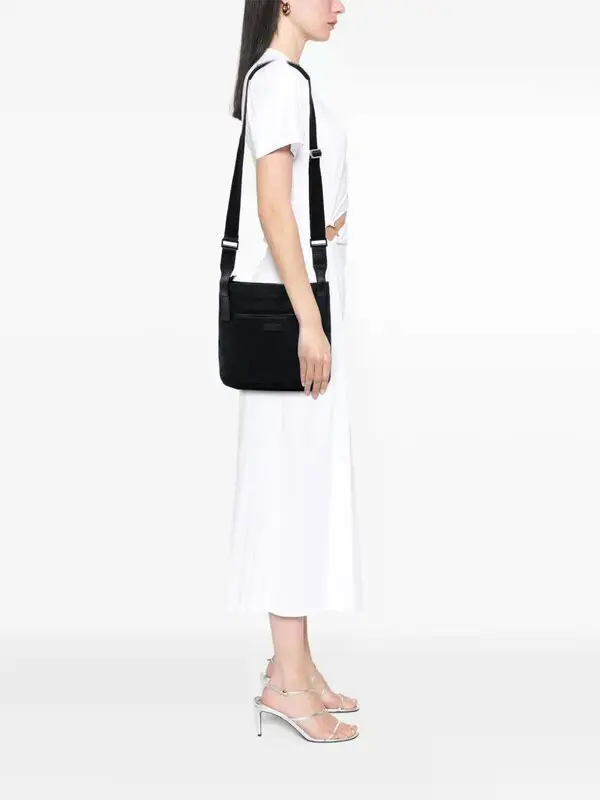 Gucci 2000-2015 Gg Canvas Crossbody Bag