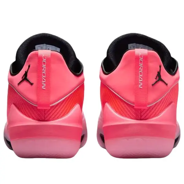 JORDAN Triangle Pf Hyper Punch