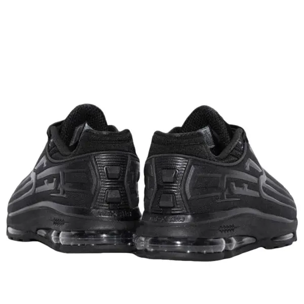 Nike X Supreme Air Max 2001 Air Ecstasy Sneakers