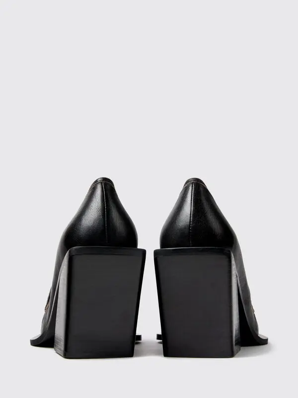 Camper Escandalo Smooth Leather Loafers With Square Toe