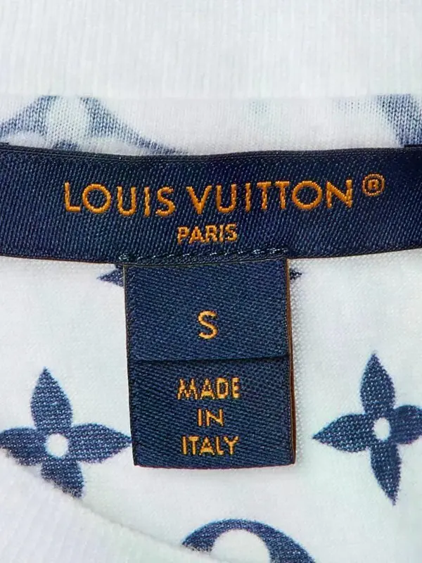 LOUIS VUITTON Monogram Print Chain Detail T-shirt