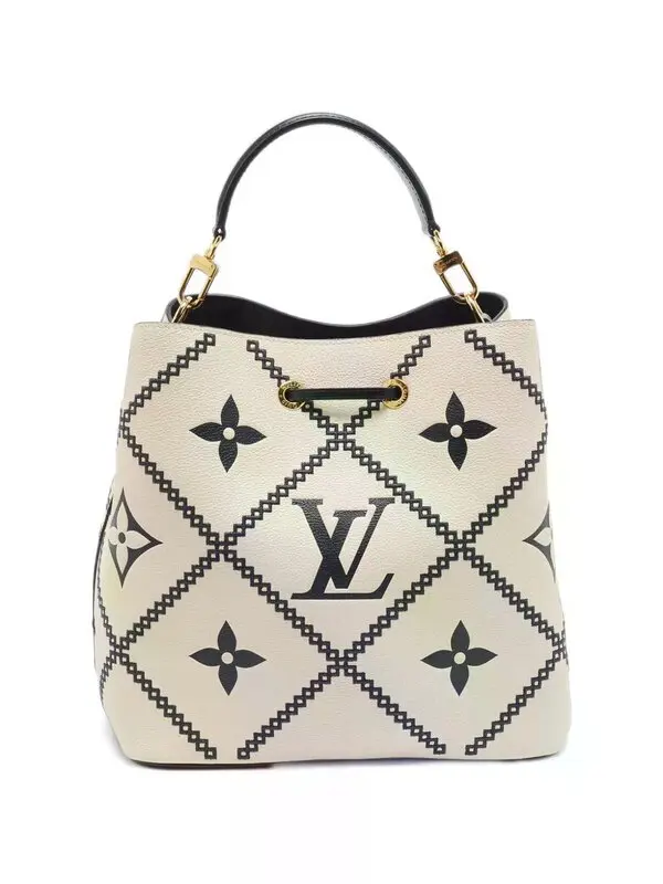 LOUIS VUITTON Mm Neonoé Monogram Empreinte Broderies Bucket Bag
