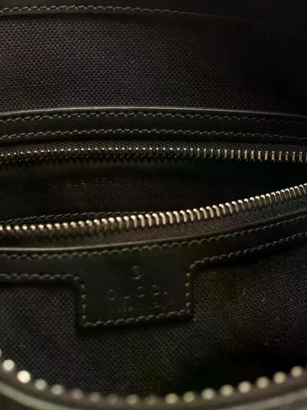 Gucci Gg Supreme Web Messenger Bag