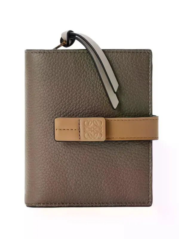 Loewe Anagram Grained Leather Wallet - Neutrals