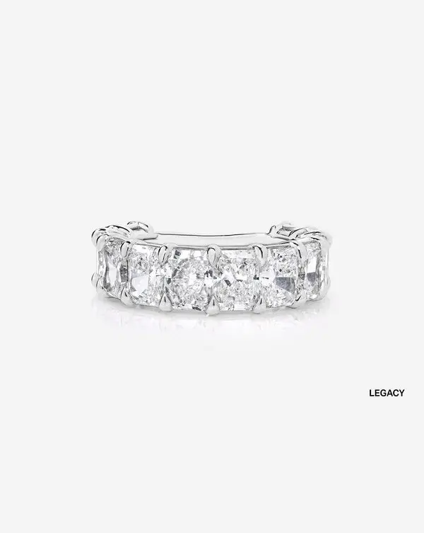 Ring Concierge Radiant Diamond Band - Platinum