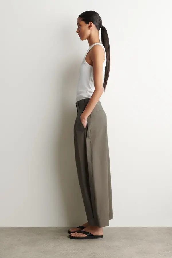 Cos Pleated Cotton Tapered Utility Pants - Brown