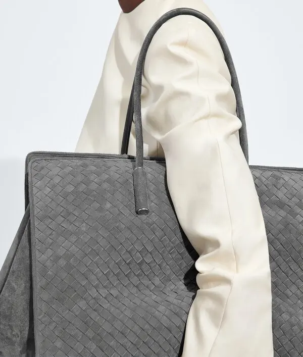 Bottega Veneta Large Barbara Tote