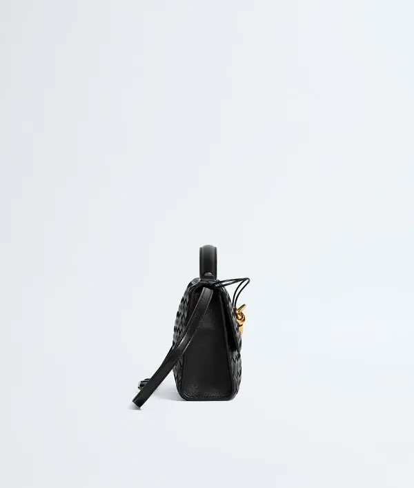 Bottega Veneta Andiamo Clutch 25