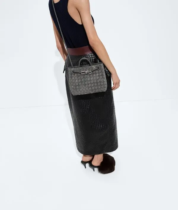 Bottega Veneta Small Andiamo - Obsidian Gray