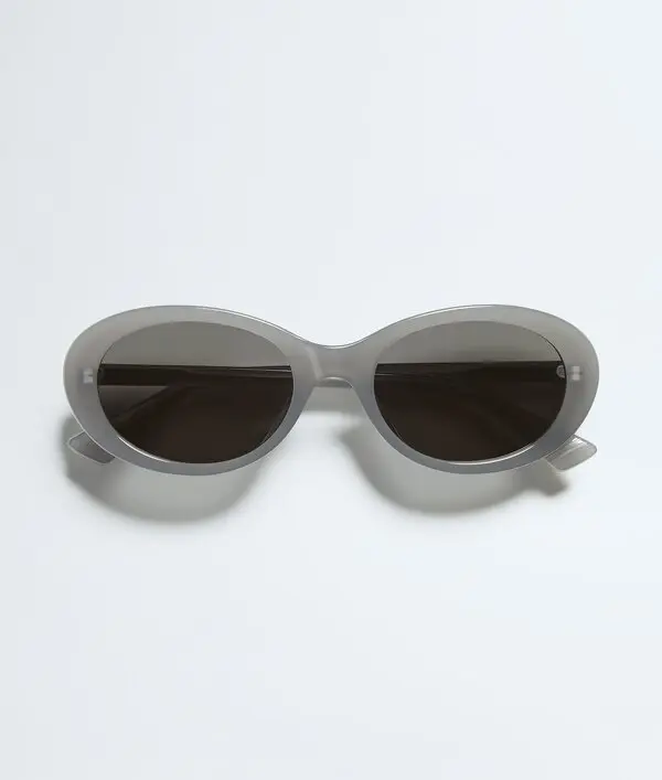Bottega Veneta Classic Oval Sunglasses - Gray/gray