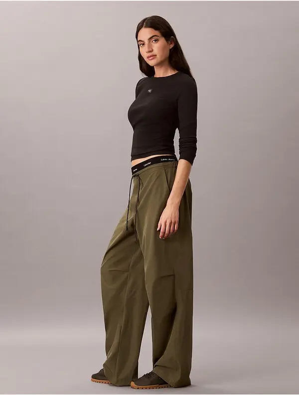 Calvin Klein Tech Crinkle Twill Pants