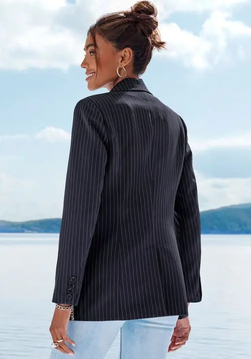 LASCANA Pinstripe Oversized Blazer