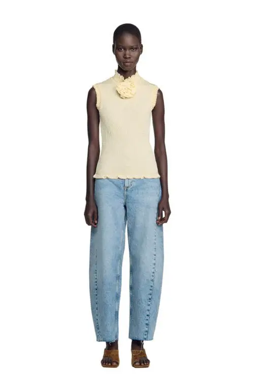 Sandro Smocked T-shirt With Flower Detail - Vanilla