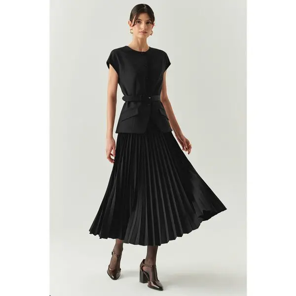 EXQUISE Jolie Midi Dress - Black