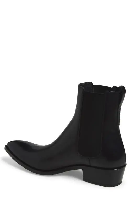TOM FORD Dagger Burnished Leather Pointed Toe Chelsea Boot