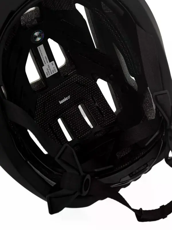 Oakley Aro3 Endurance Helmet