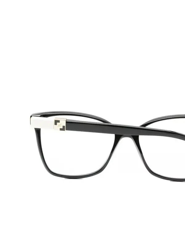 Carolina Herrera Logo-plaque Cat-eye Frame Glasses