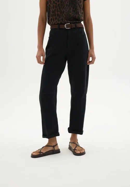 HUSH Cordi Warm Twill Barrel Leg Trousers