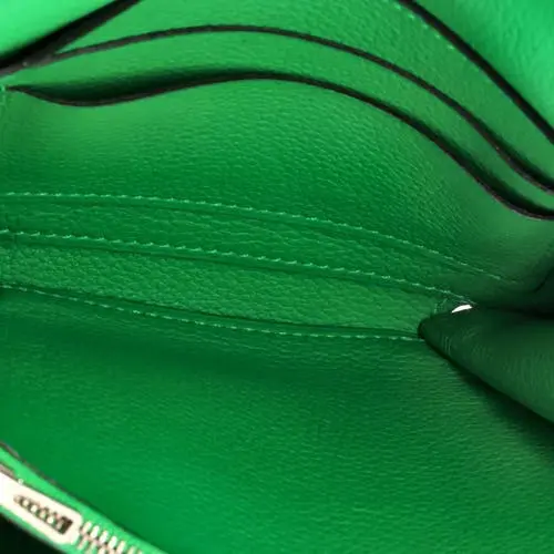 Hermès Convoyeur Crossbody Bag Evercolor Mini
