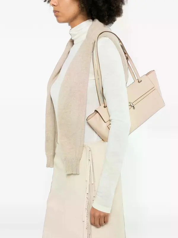 Savette Symmetry Trapeze Shoulder Bag