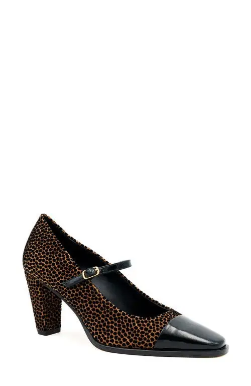 AMALFI BY RANGONI Felino Leather Mary Jane Pump - Beige/black