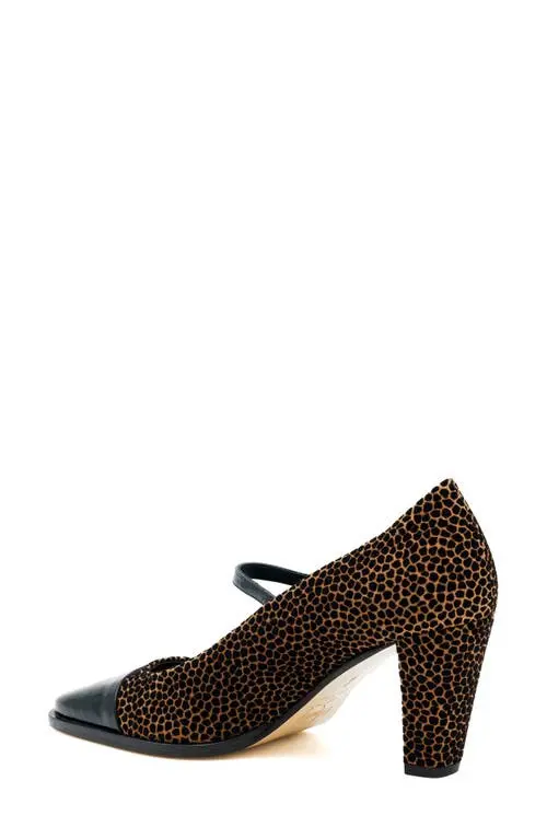 AMALFI BY RANGONI Felino Leather Mary Jane Pump - Beige/black
