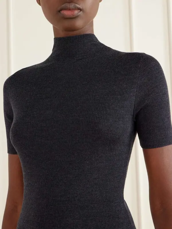 Theory Leenda Ribbed Merino Wool Turtleneck Sweater