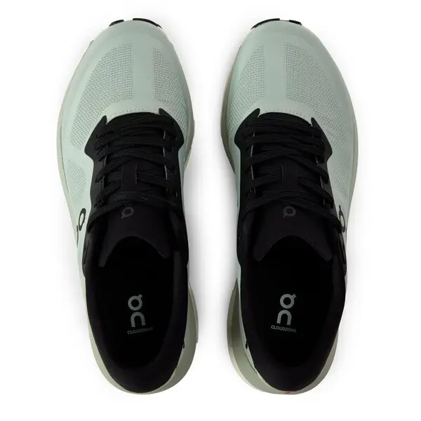 On Simple Training Shoes