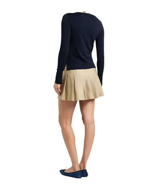 MAXCO. Minimalist Solid-color Knit Top