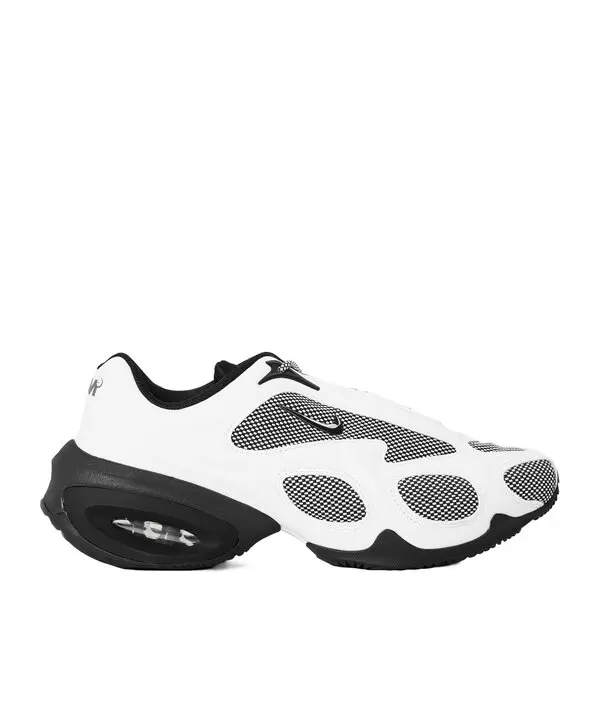 Nike Versatile Sports Shoes
