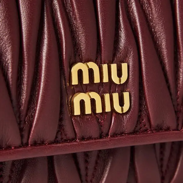 Miu Miu Simple Single-shoulder Bag