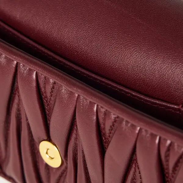 Miu Miu Simple Single-shoulder Bag