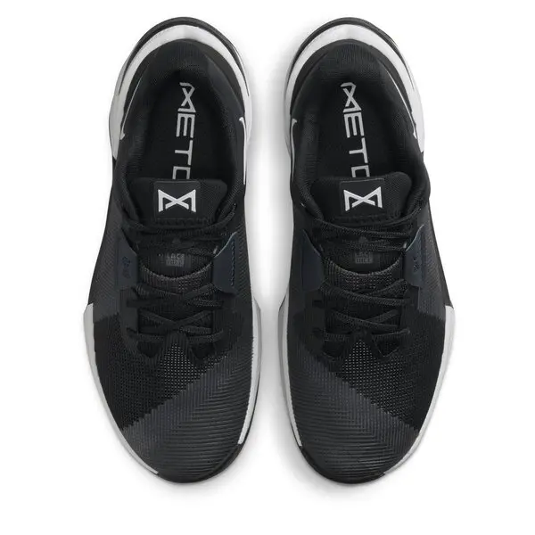 Nike Simple Training Shoes