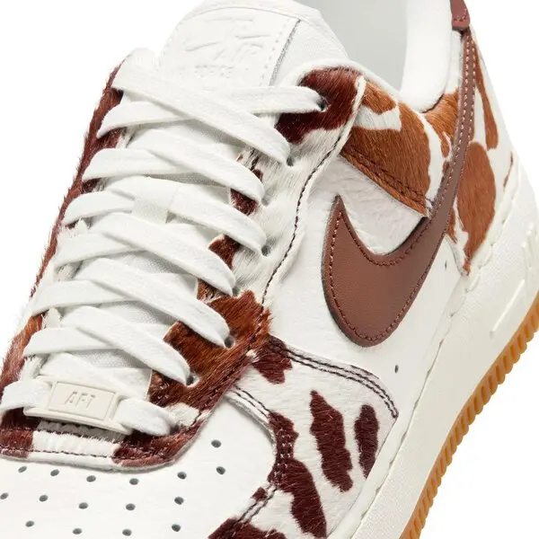 Nike Thick-soled Sports Shoes