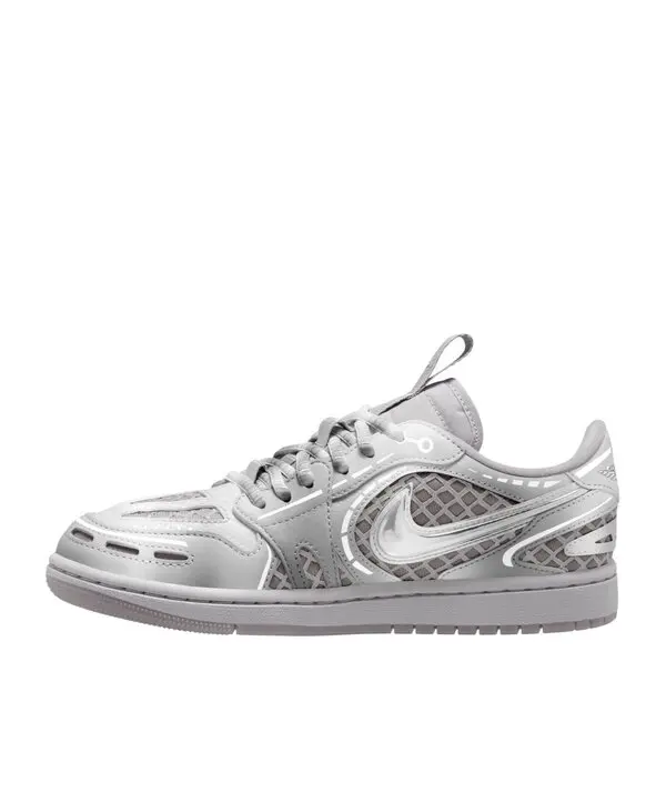 Nike Versatile Casual Shoes