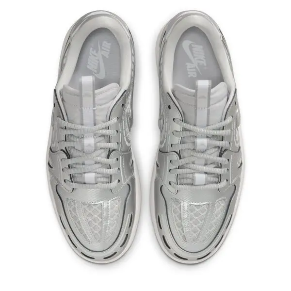Nike Versatile Casual Shoes