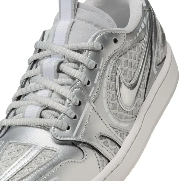 Nike Versatile Casual Shoes