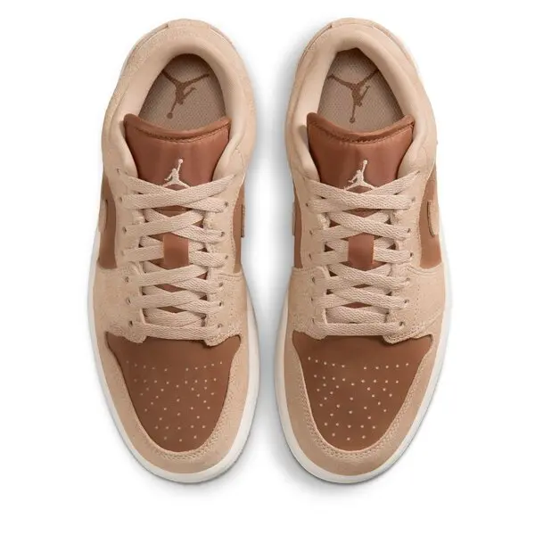 Nike Air Jordan Low-top Trainers