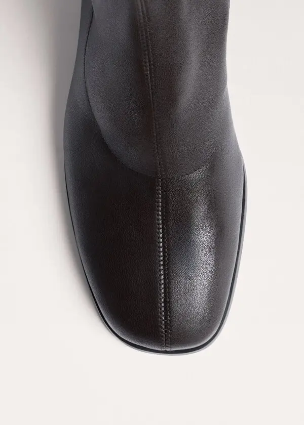 ME+EM Low Block Over Knee Stretch Boot